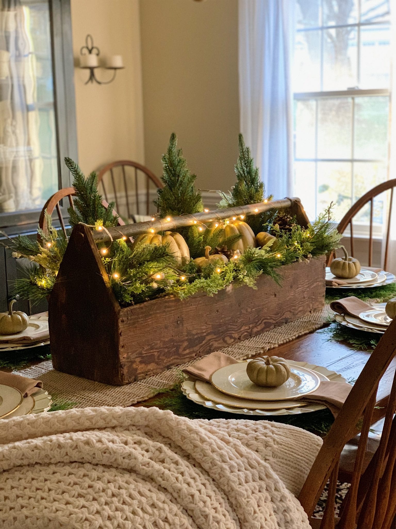 Create Stunning Centerpieces for Your Dining Table with These ...