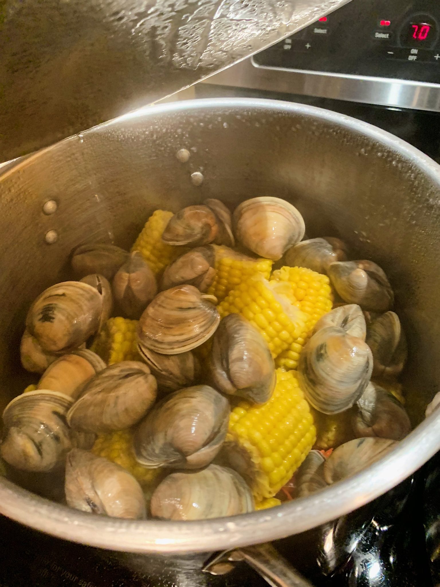 How to Host the Best Clambake Party Ever | Stacy Ling