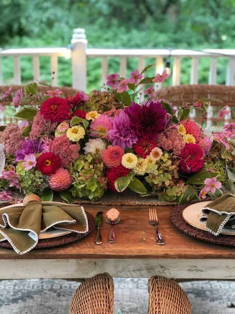 Cozy Fall Harvest Table: A Step-by-Step Guide to Beautiful Autumn ...