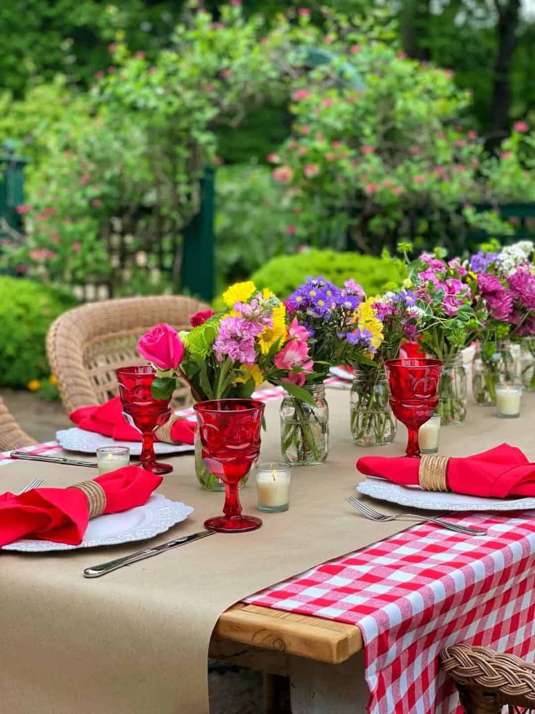 How to Host the Best Clambake Party Ever | Stacy Ling