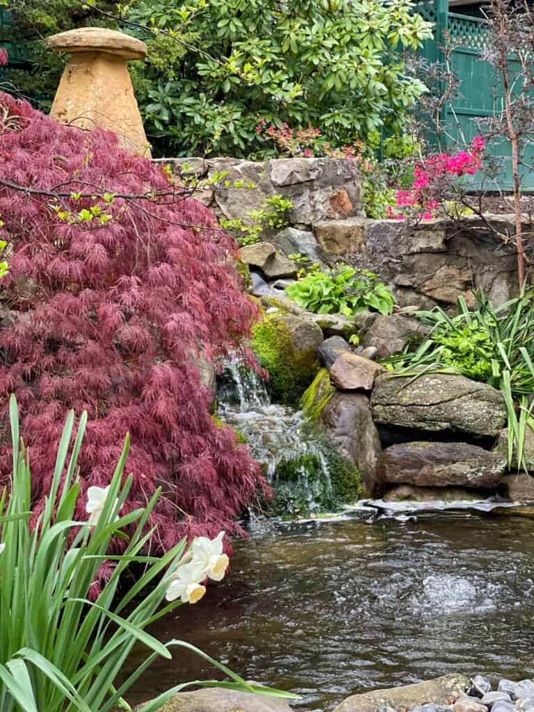 Spring Garden Glow Up! 19 Easy Ideas for Breathtaking Blooms - Bricks ...