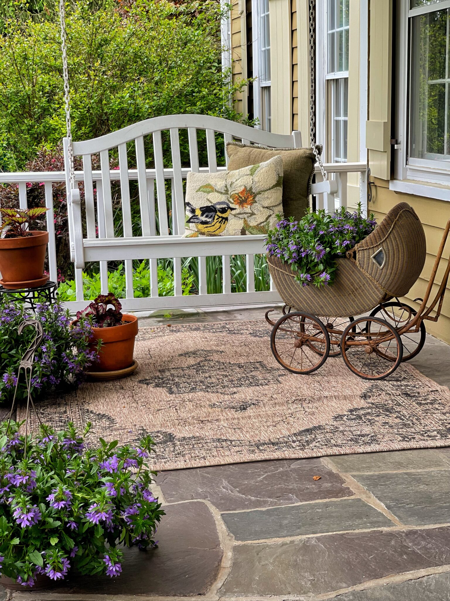 9 Creative Front Porch Ideas for Summer - Bricks 'n Blooms with Stacy Ling