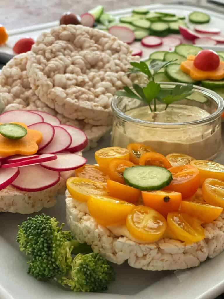 Easy Hummus Recipe with Creative Rice Cake Flowers for Healthy Snacking ...