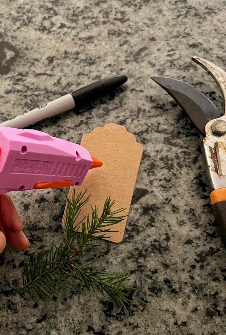 Christmas Gift Tags DIY that Dazzle and Delight - Stacy Ling