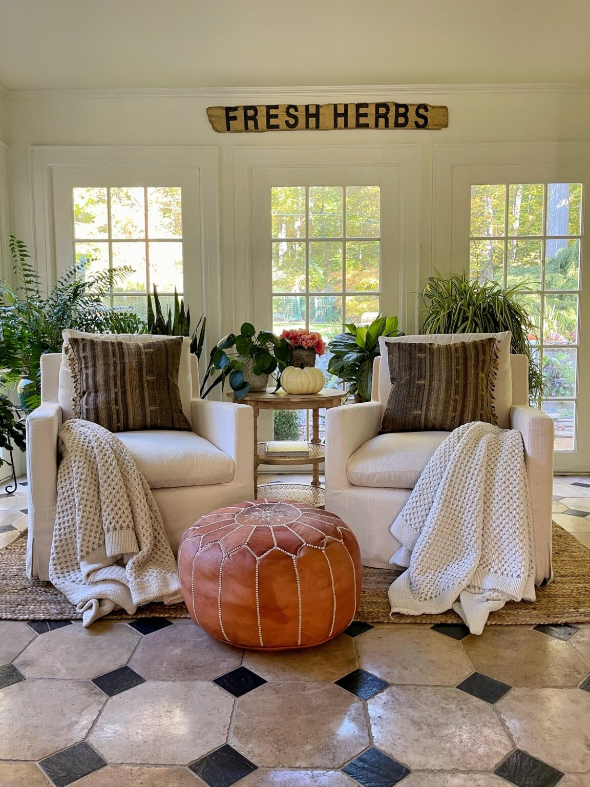 Small Sunroom Ideas on a Budget: 5 Ways to Maximize Your Space with ...