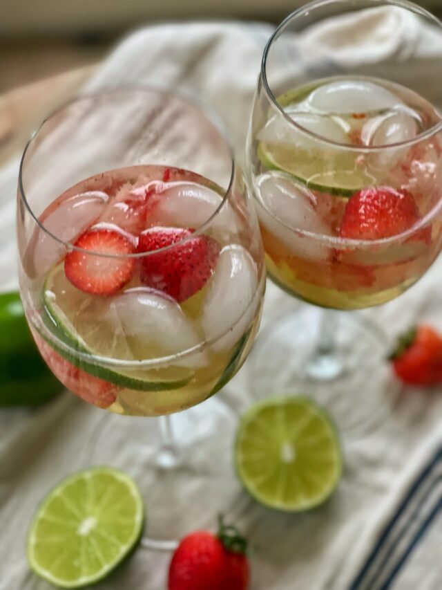 10+ Festive Ideas for a Dinner Party Menu - Bricks ’n Blooms with Stacy ...