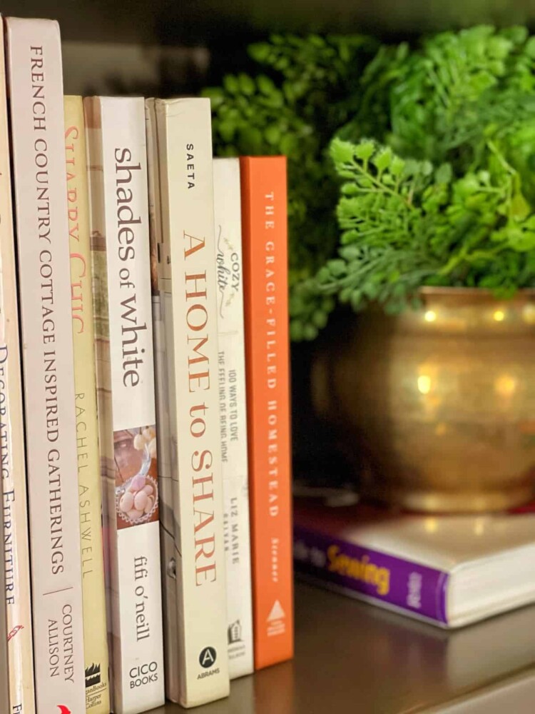 Shelf Styling in 2025: The Trends You Need to Know Now - Bricks ’n ...