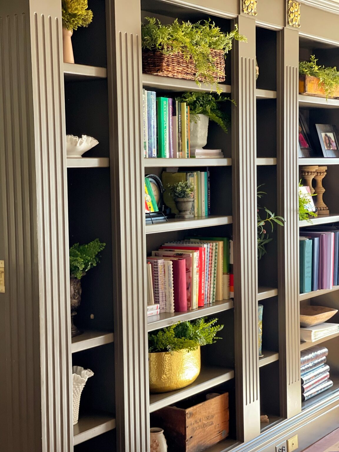 How to Host a Perfect Book Club Party: Tips, Themes, and Menu Ideas ...