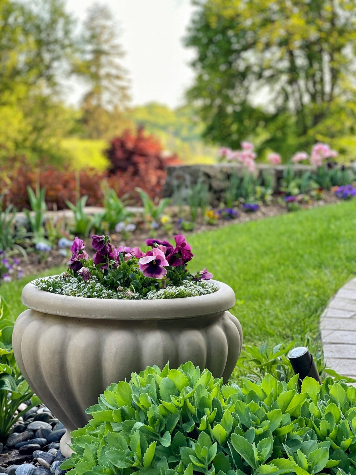 Explore Stunning Garden Rooms and Outdoor Living Spaces: A Summer Home ...