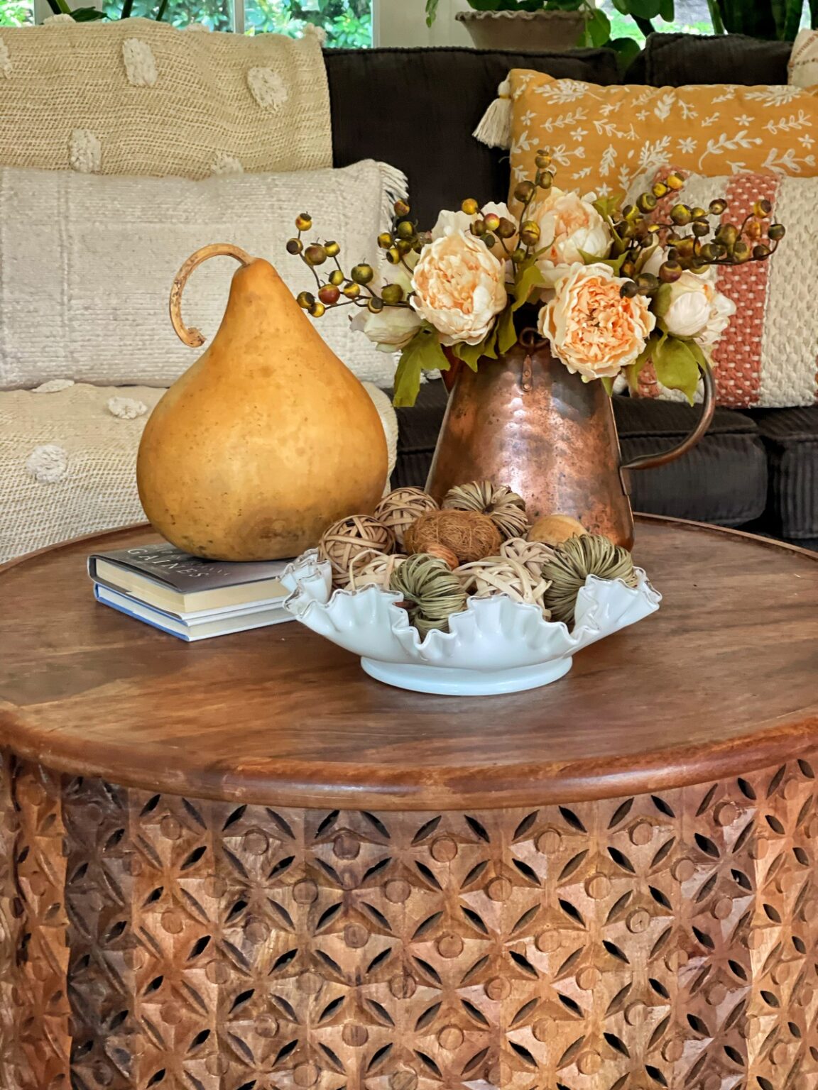 Easy Indoor Plant Decor Ideas to Transition Your Home for Fall - Bricks ...