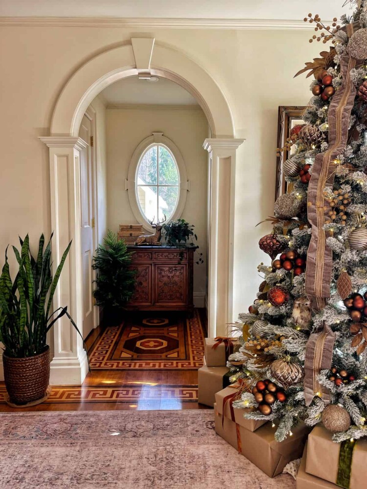 Top 5 Christmas Decorating Trends for 2025 | Bricks ’n Blooms with ...