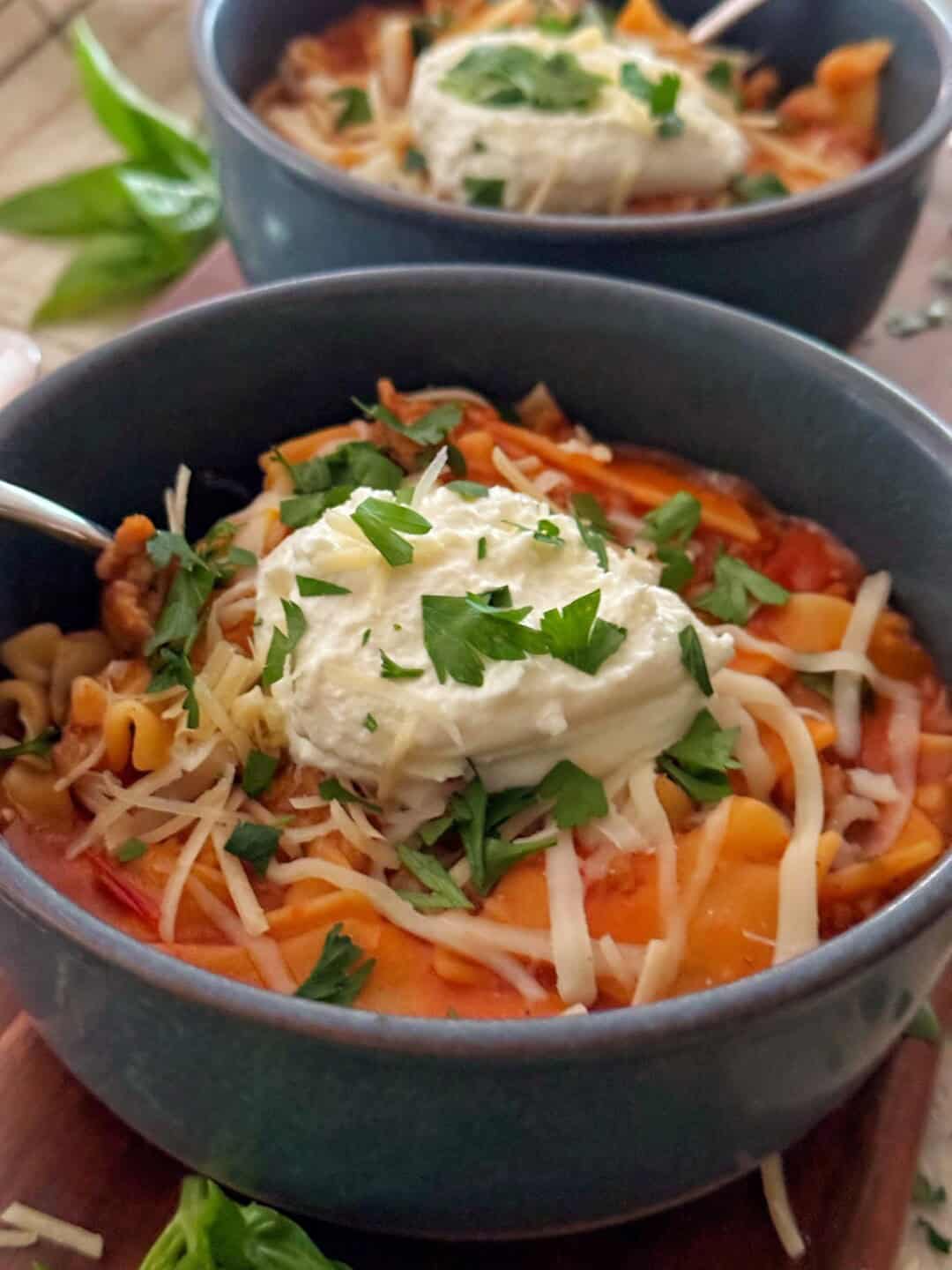 Easy Lasagna Soup Recipe: Comfort Food Made Simple - Bricks ’n Blooms ...